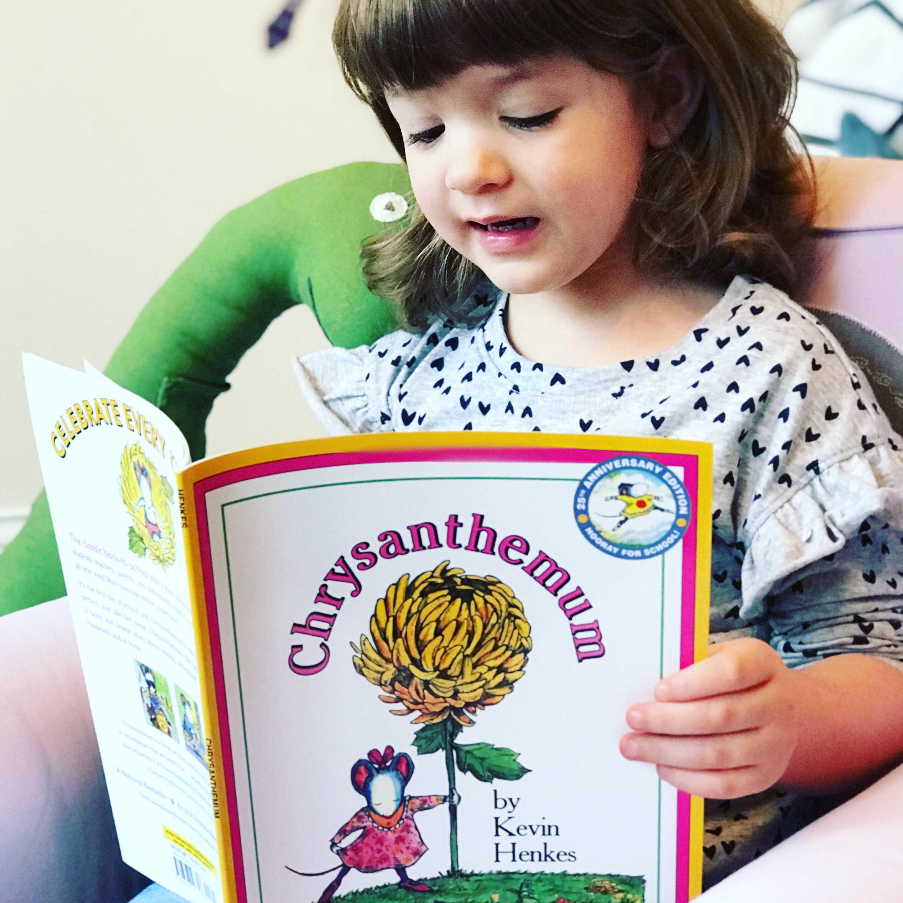 Chrysanthemum (Kevin Henkes) – The Baby Bookworm